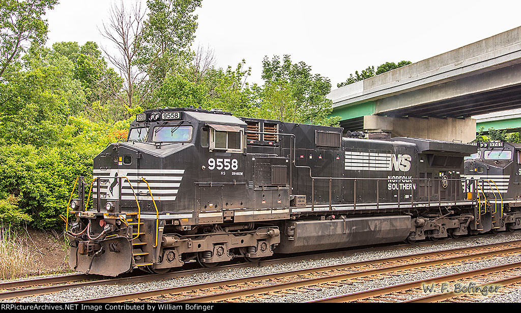 NS 9558